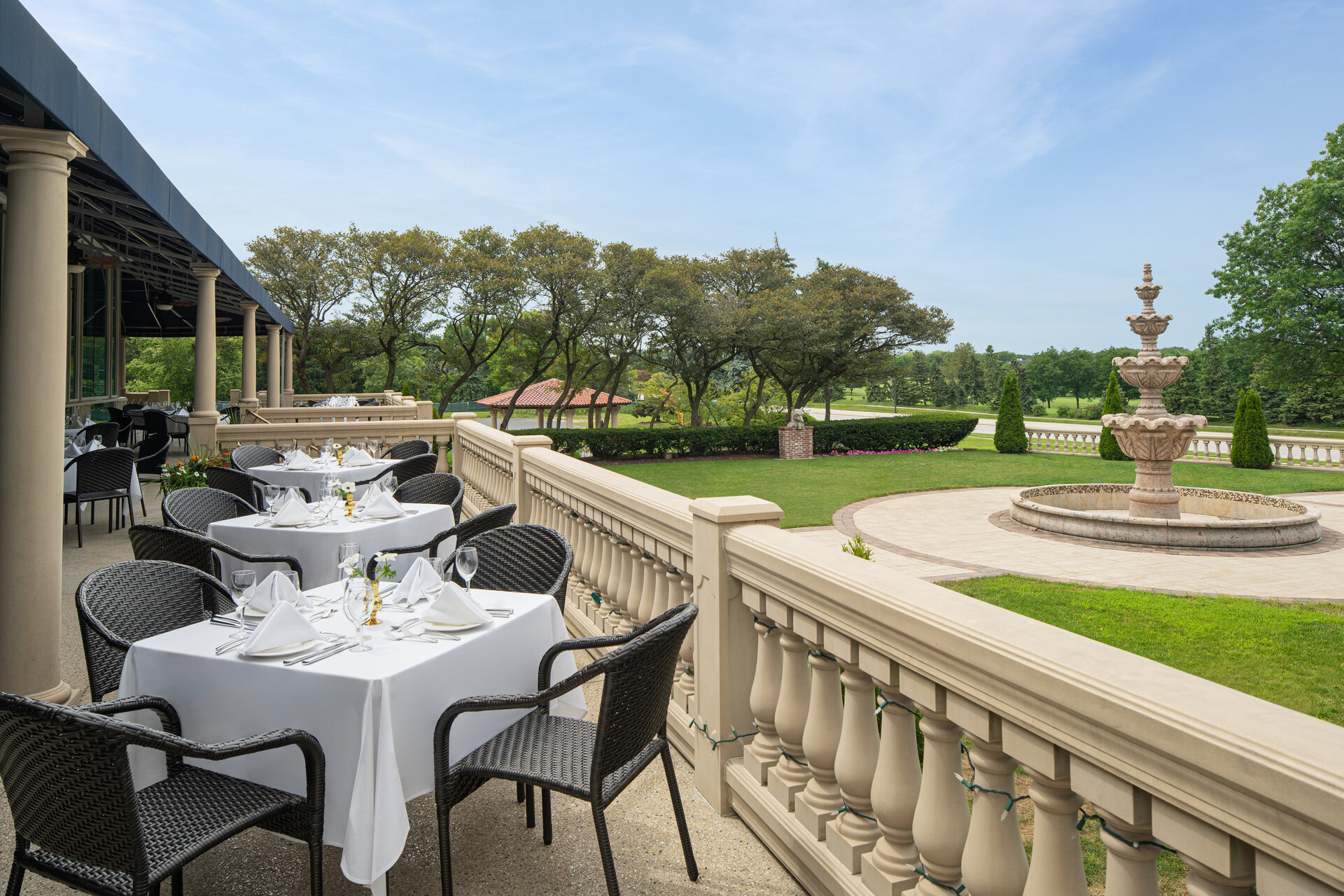 Oak Brook, Illinois Hotels | The Drake Hotel Oak Brook