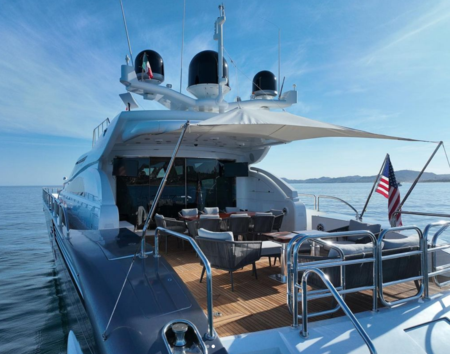 Oak Brook Luxury Yacht Collection | The Drake Oak Brook